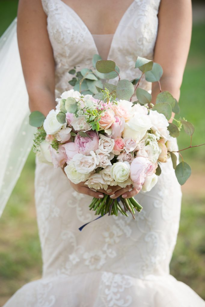 Linganore Winery Wedding Photography | Roman Grinev Photography