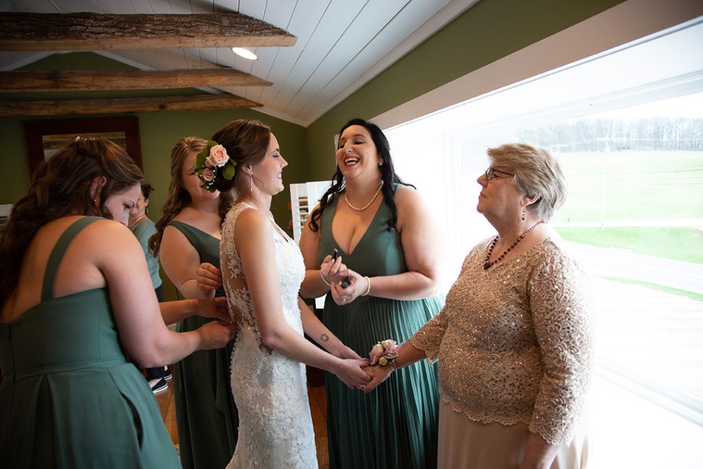 Caboose Farm Weddings – Caboose Farm Wedding Photography | Roman Grinev ...