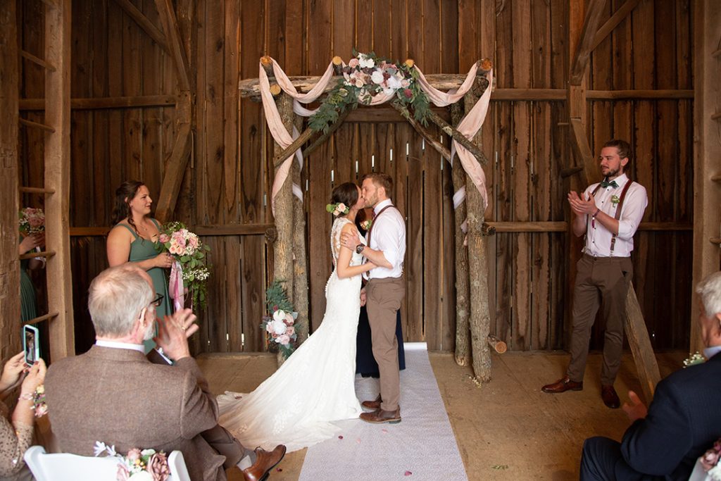 Caboose Farm Weddings – Caboose Farm Wedding Photography | Roman Grinev ...